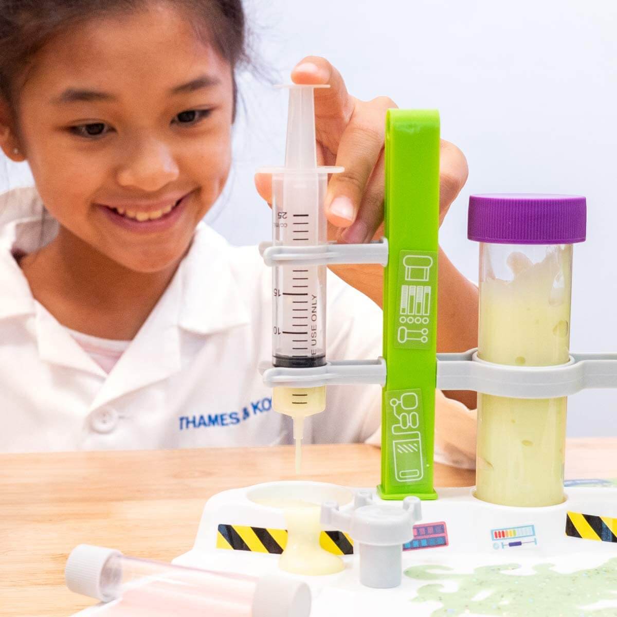 Thames and Kosmos Ooze Labs: Alien Slime Lab – Maziply Toys